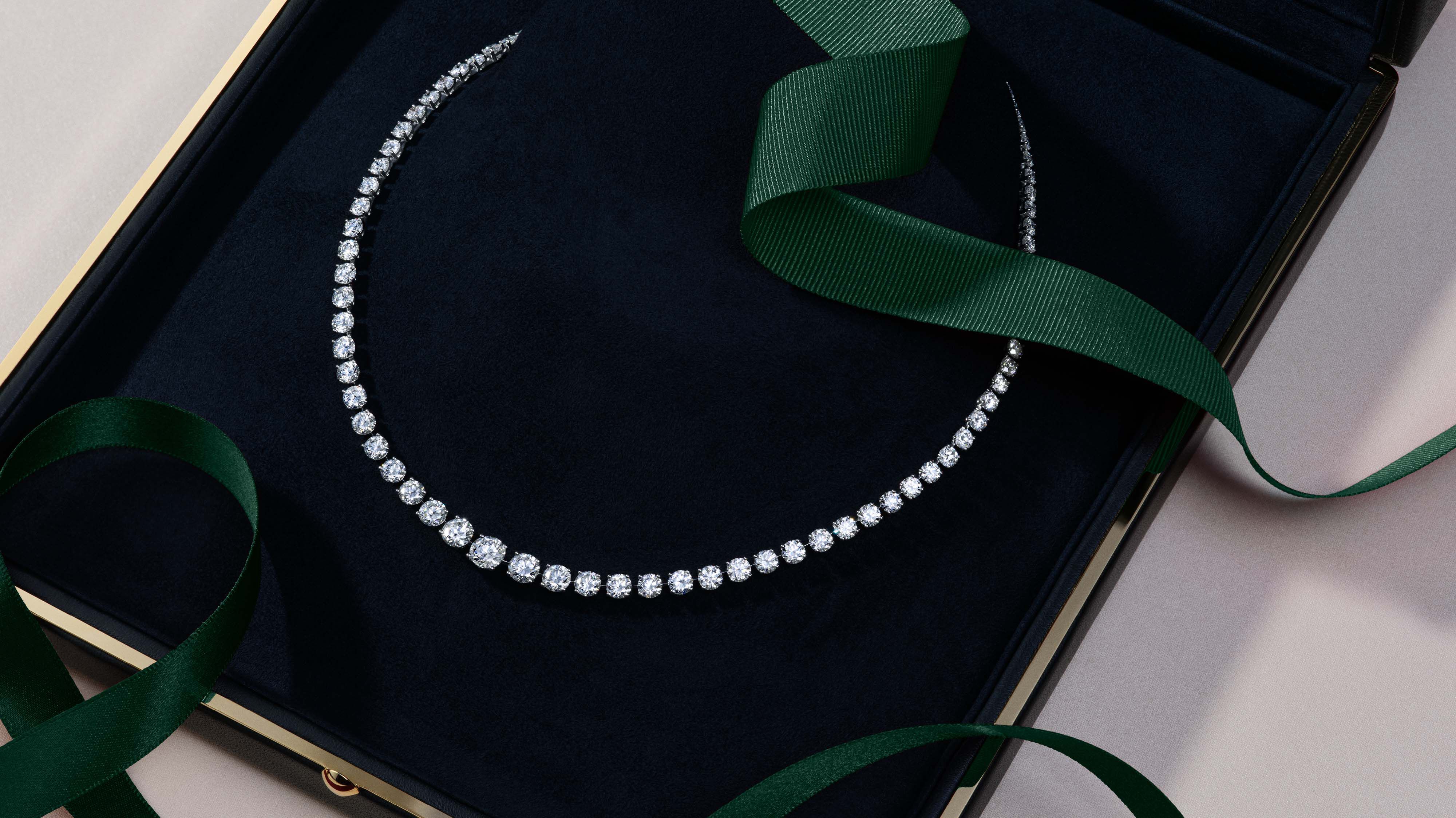 Classic Gifts | Classic Diamond Gifts | Graff