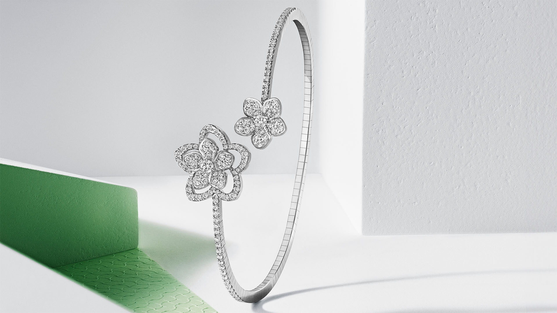 Wild Flower | Diamond Jewelry | Graff